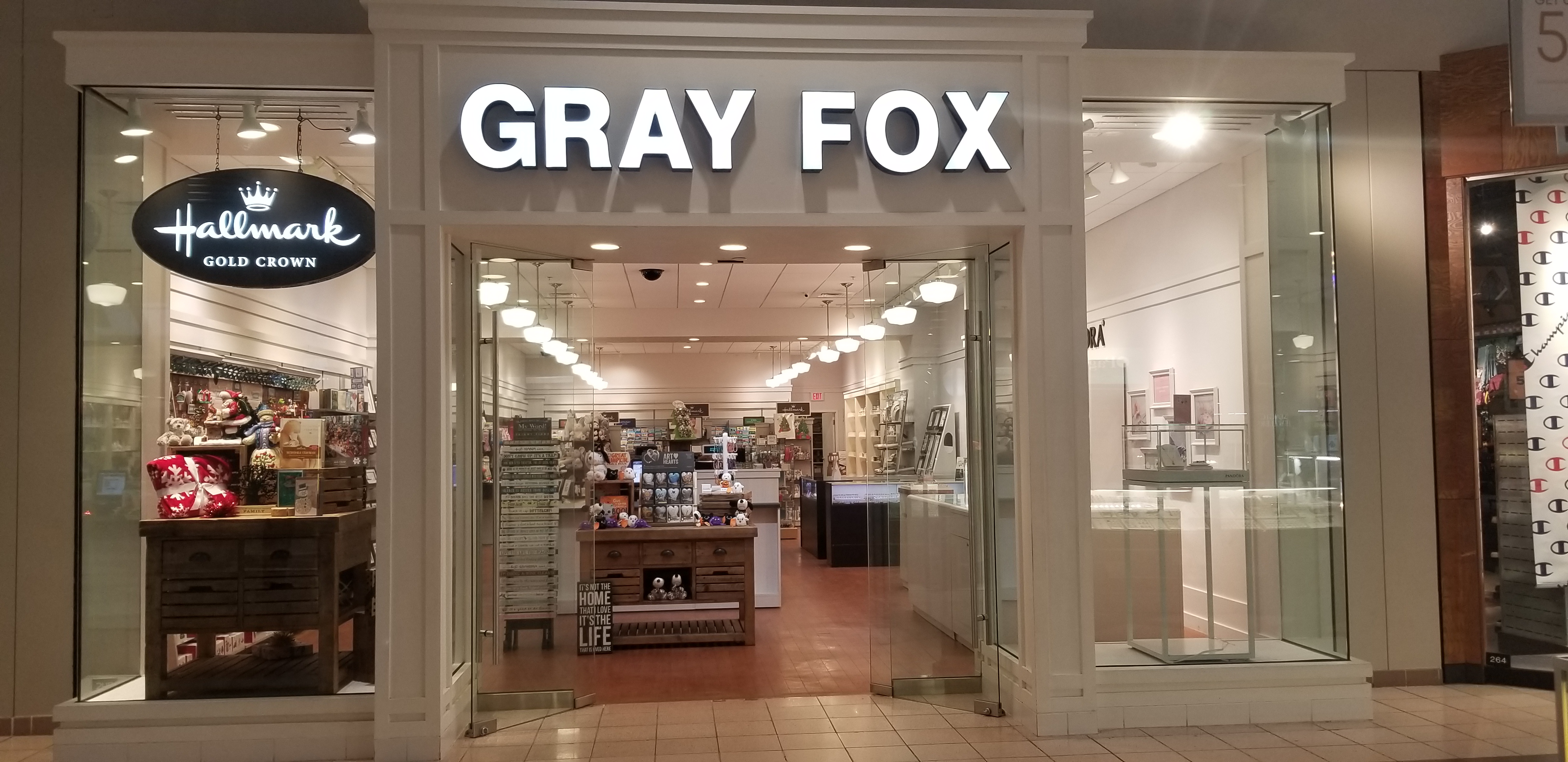 Hallmark Gray Fox in Lakeland, FL | Lakeland Square Mall